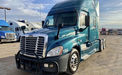 Black Freightliner for sale | JamesEdition