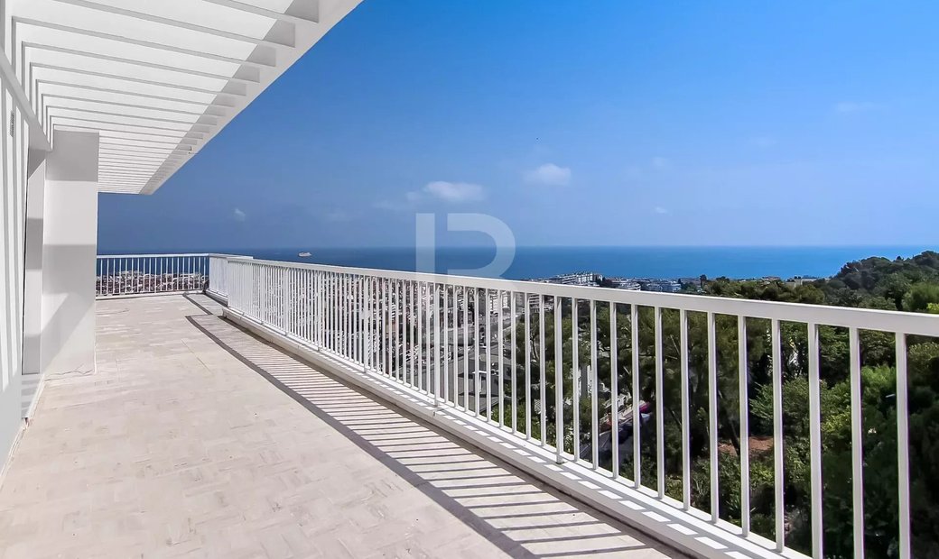 Nice, Rooftop Villa With Panoramic In Nice, Provence Alpes Côte D'azur ...