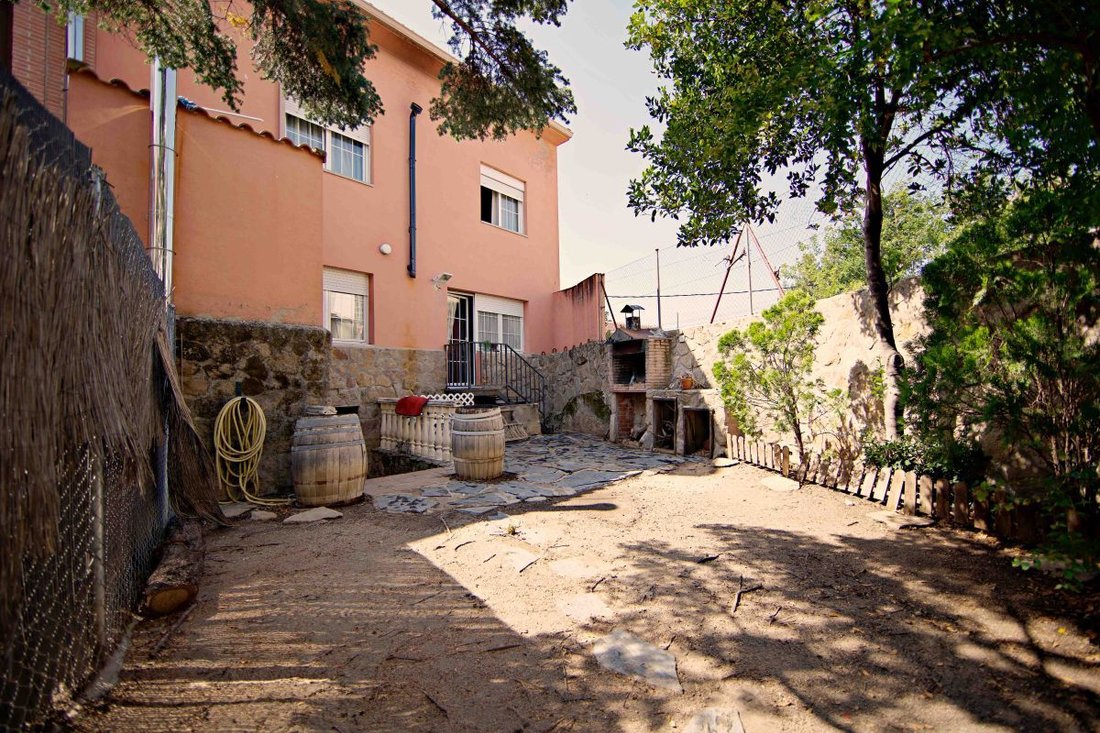 Casa Venta Madrid In Colmenar Viejo, Community Of Madrid, Spain For ...