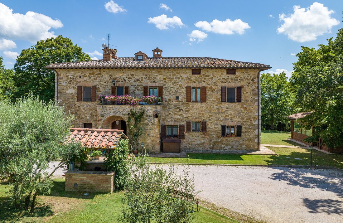 Premium Farmhouse With Privileged Panoramic View And In Corciano ...