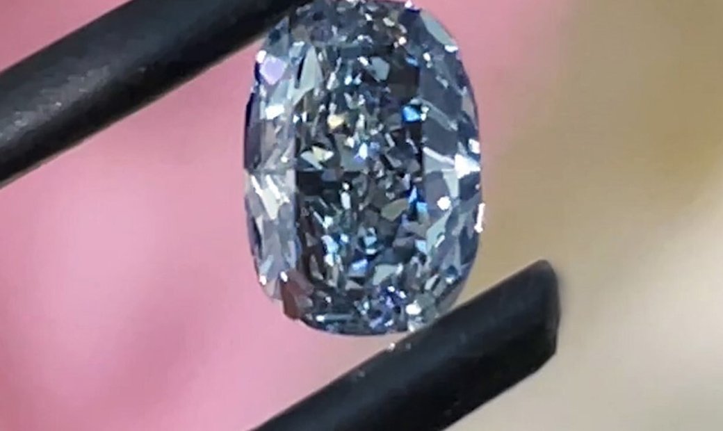 Cushion Cut Fancy Intense Blue Diamond 0.37ct In Melbourne, Victoria ...