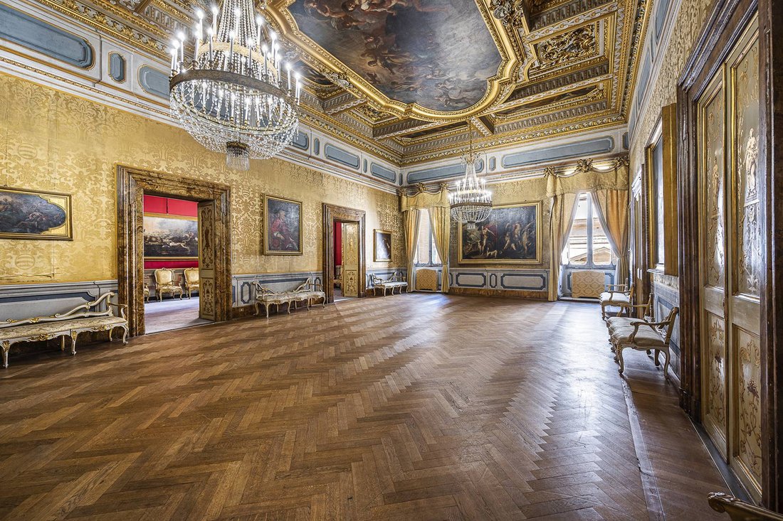 One Of Rome's Most Beautiful Baroque Noble Floor In Rome, Lazio, Italy ...