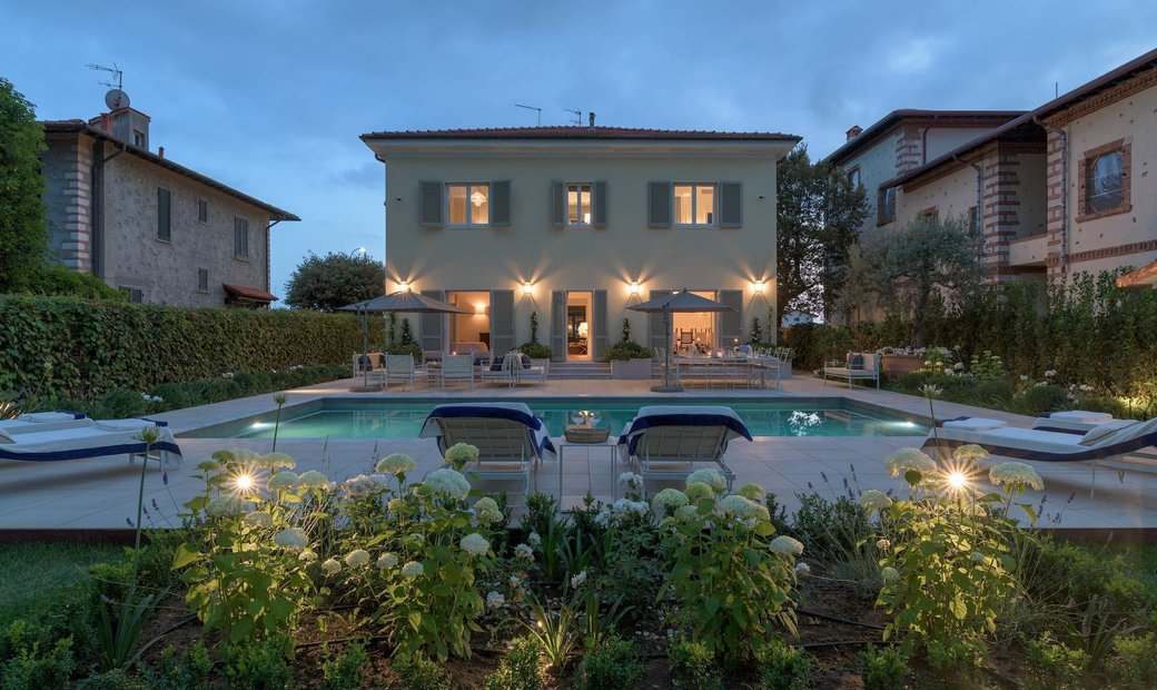 Villa Romano Beautiful Seafront Tuscan In Forte Dei Marmi, Tuscany ...