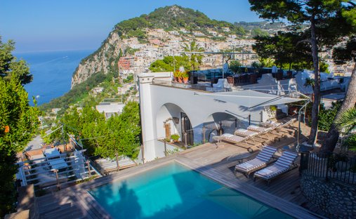 Luxury houses for rent in Capri, Campania, Italy | JamesEdition