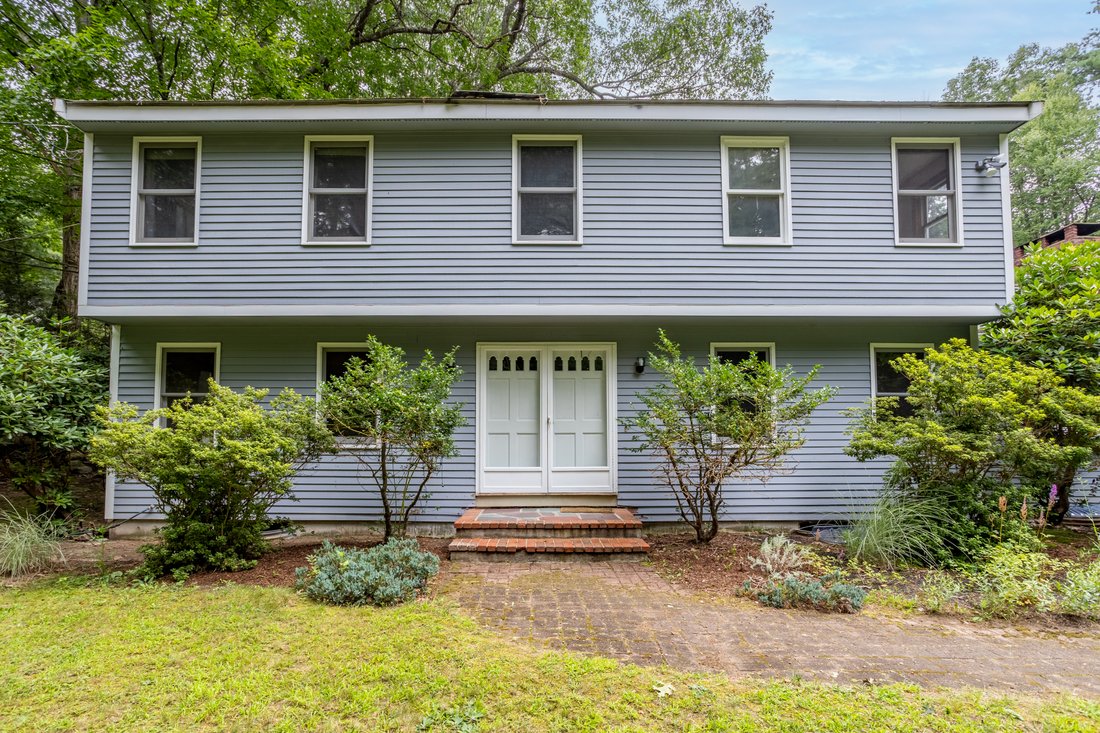 236 Newtown Rd In Acton, Massachusetts, United States For Sale (13140471)