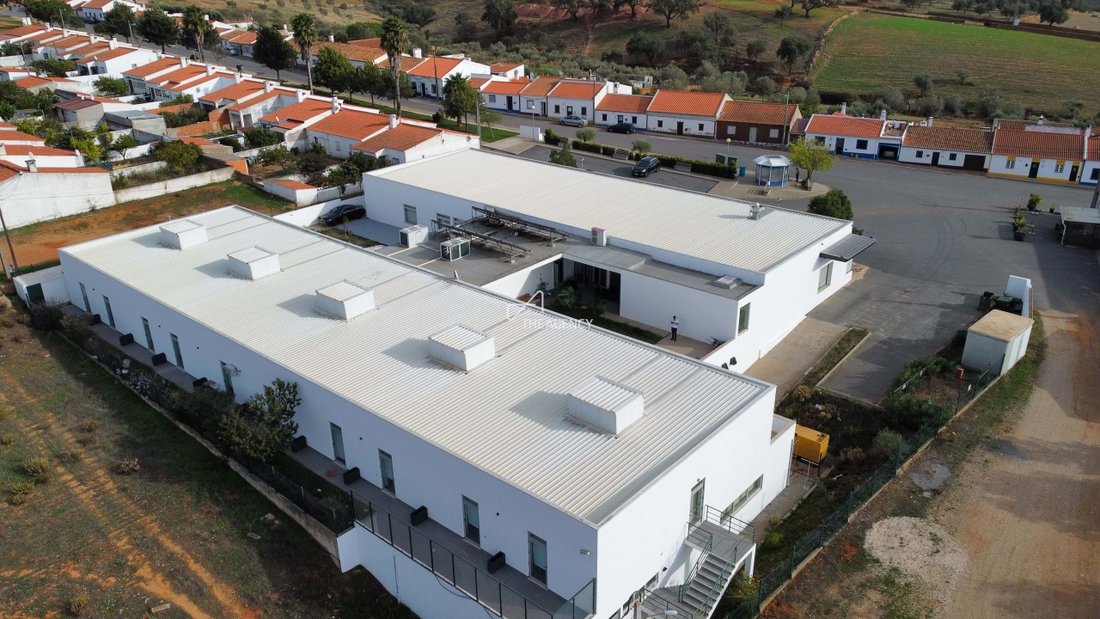 Residential Complex For Various Uses T17 In In Garvão, Beja District ...