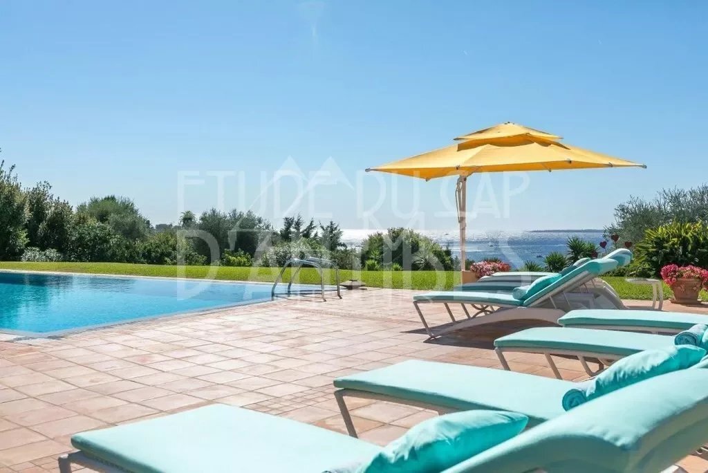 Cap D'antibes Magnificent Sea In Antibes, Provence Alpes Côte D'azur ...