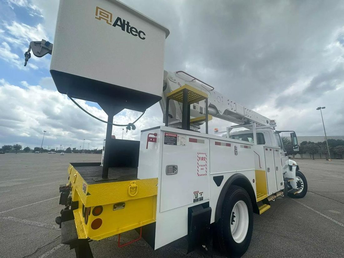 2014 International 4300 In San Antonio, Tx, United States For Sale ...