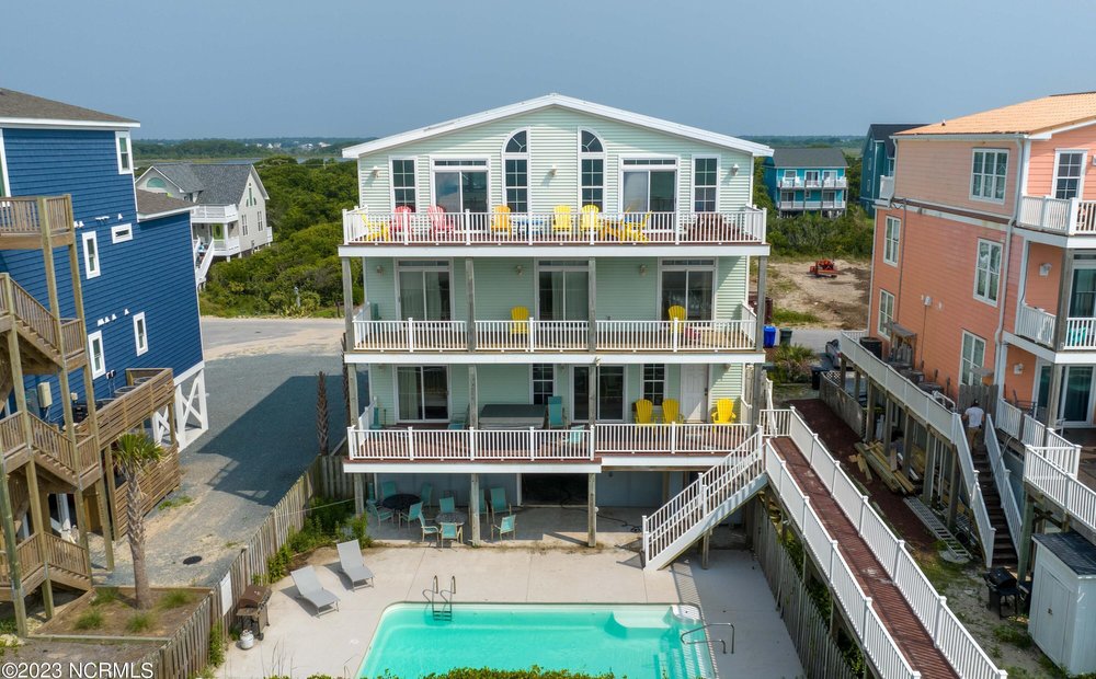 Topsail Island Luxury Homes
