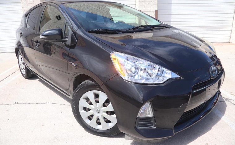 Black Prius C
