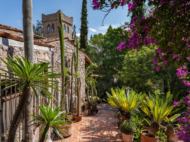 Luxury farm ranches for sale in Mexico | JamesEdition