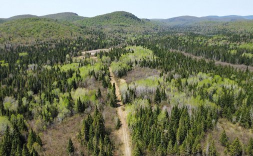 Luxury land for sale in Canada | JamesEdition