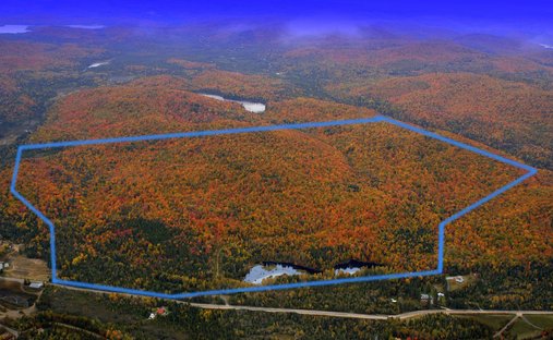 Luxury land for sale in Canada | JamesEdition