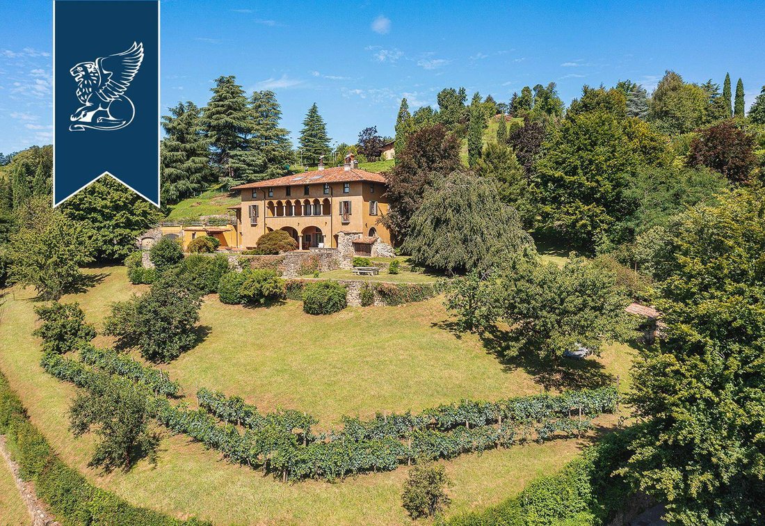 Luxurious Historical Villa Near Bergamo And Milan In Casazza, Lombardy ...