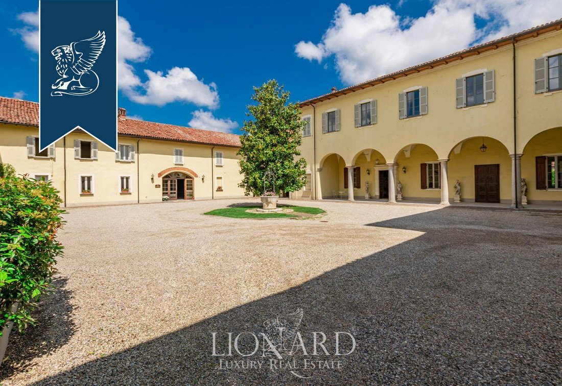 Stunning Historical Villa In The Oltrepò Pavese In Bellaria, Lombardy ...