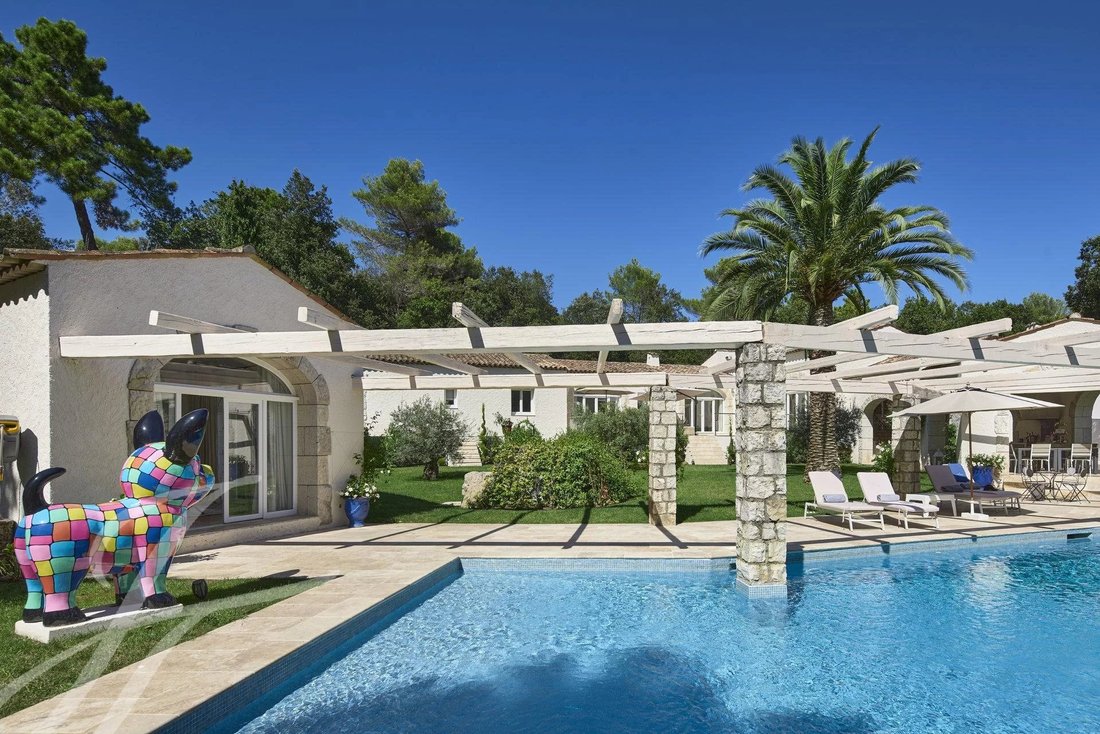 Magnificient Modern In La Colle Sur Loup, Provence Alpes Côte D'azur ...