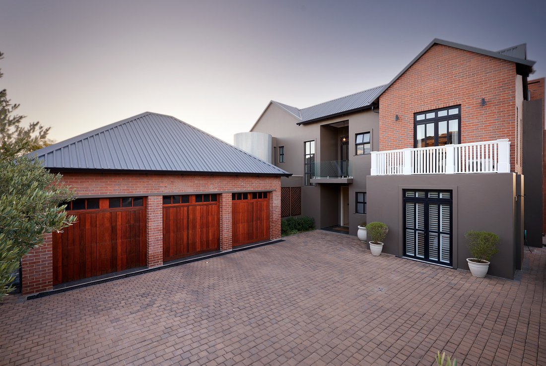 5 Bed Home Of Absolute Class And Style In Midrand, Gauteng, South ...