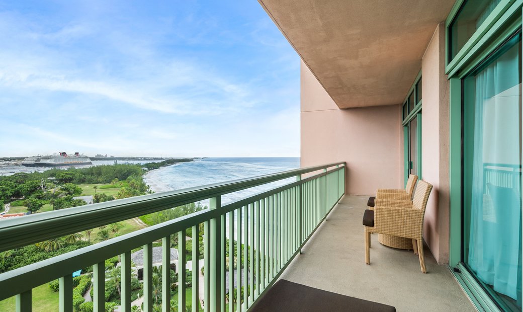 18th Floor Two Bedroom With In Paradise Island, New Providence, The ...