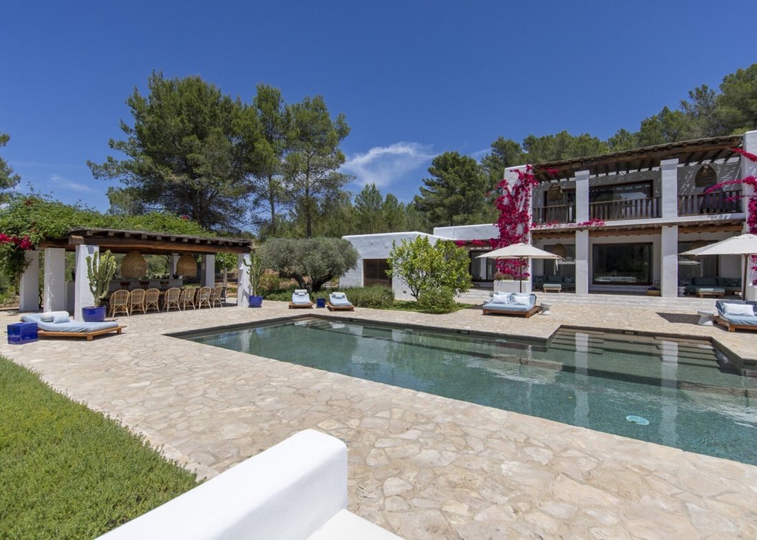 Villa Lyla In Ibiza, Greece For Rent (13217852)
