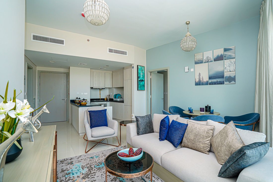 Modern Waterfront 2 Bhk Flat Featuring Beach Access With In Lusail ...