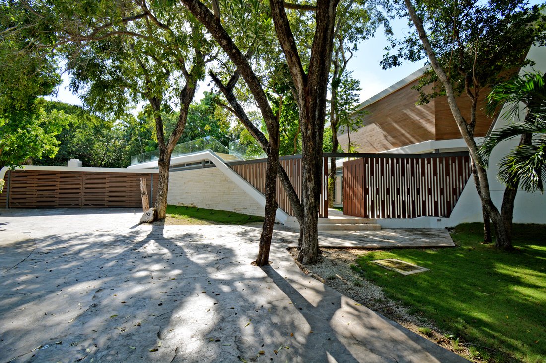 Lake House In Playa Del Carmen, Quintana Roo, Mexico For Sale (13227745)