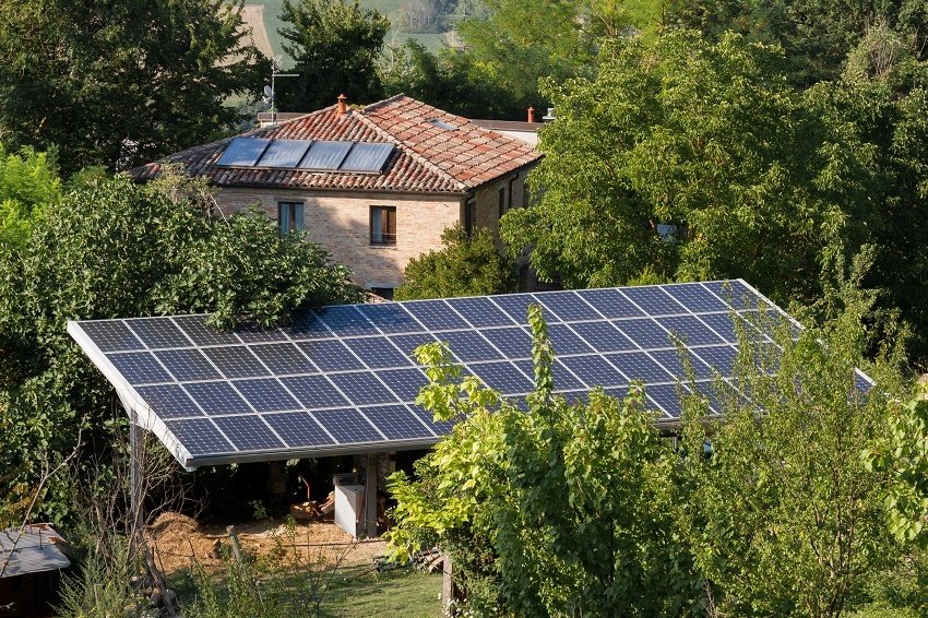 6 Bedroom Renovated Casale Farmignano, Currently In Fermignano, Marche ...