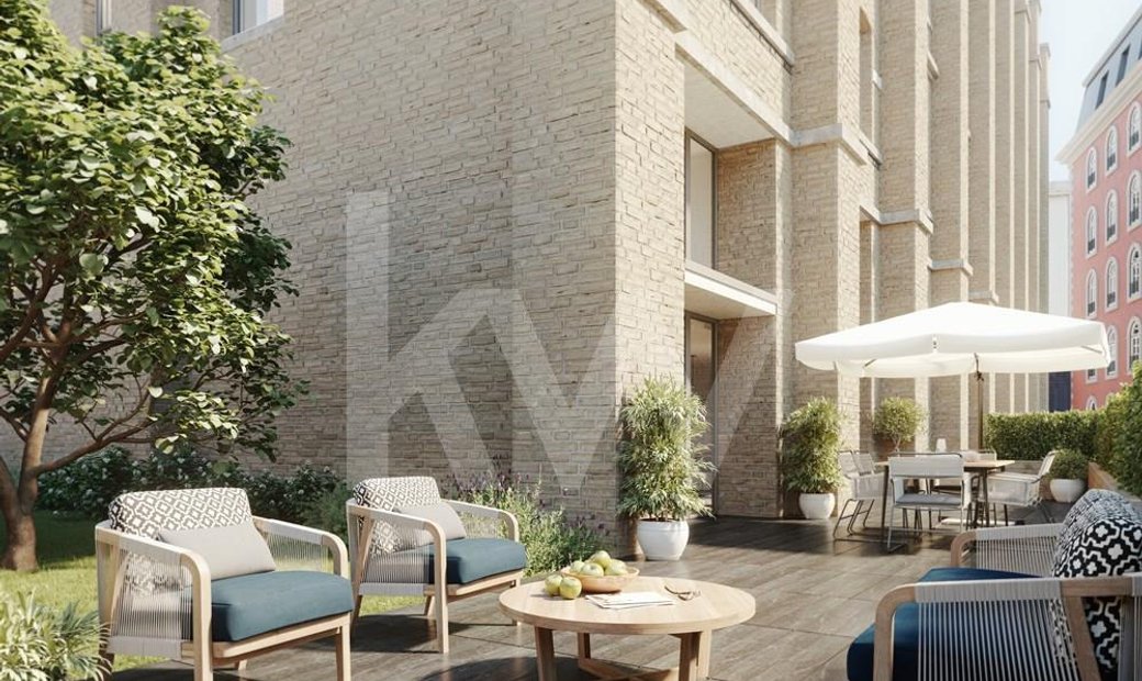 Beato Quarter 4 Bedroom Apartments Duplex With Patio In In Beato ...