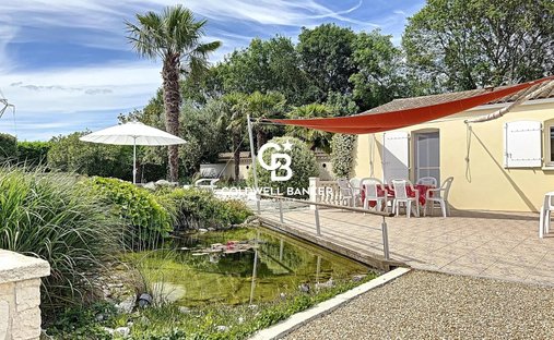 Luxury homes for sale in Clavette, Nouvelle-Aquitaine, France ...