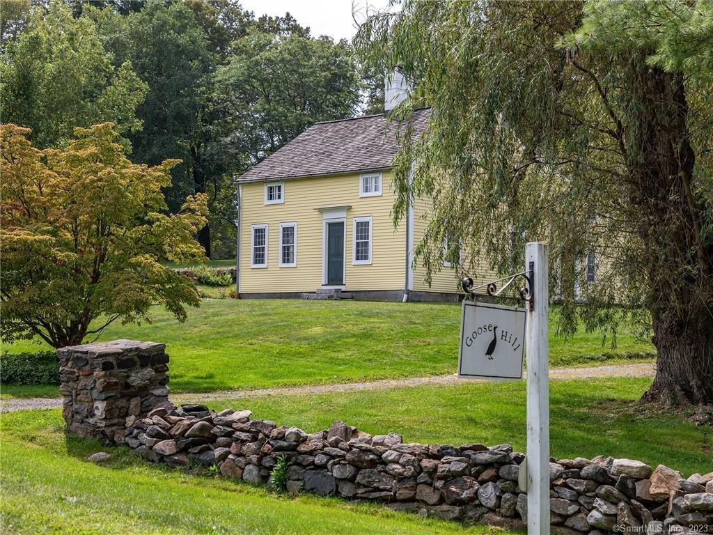 An Iconic Antique Home In Washington, Connecticut, United States For ...