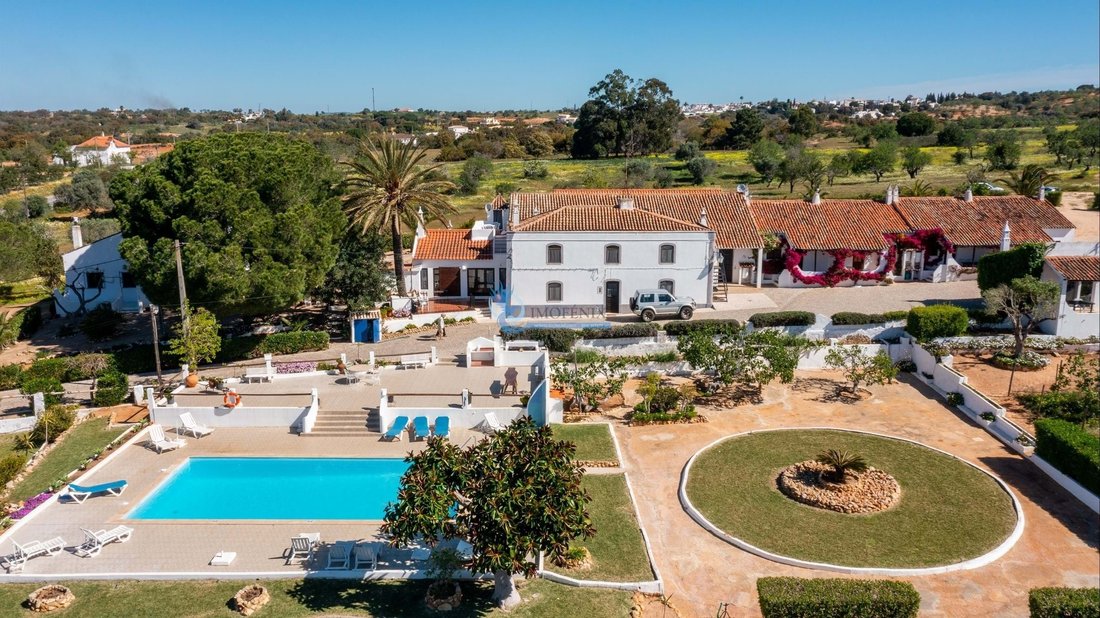 Farm Located Between Guia And Vale De Parra In In Albufeira, Algarve ...