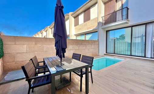Luxury homes for sale in Pla de Na Tesa, Illes Balears, Spain ...