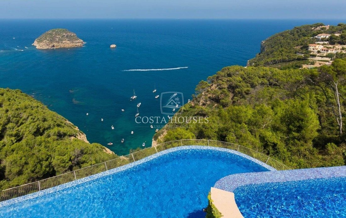 ⚜ Imposing Luxury Villa In Front In Xabia / Javea, Valencian Community ...