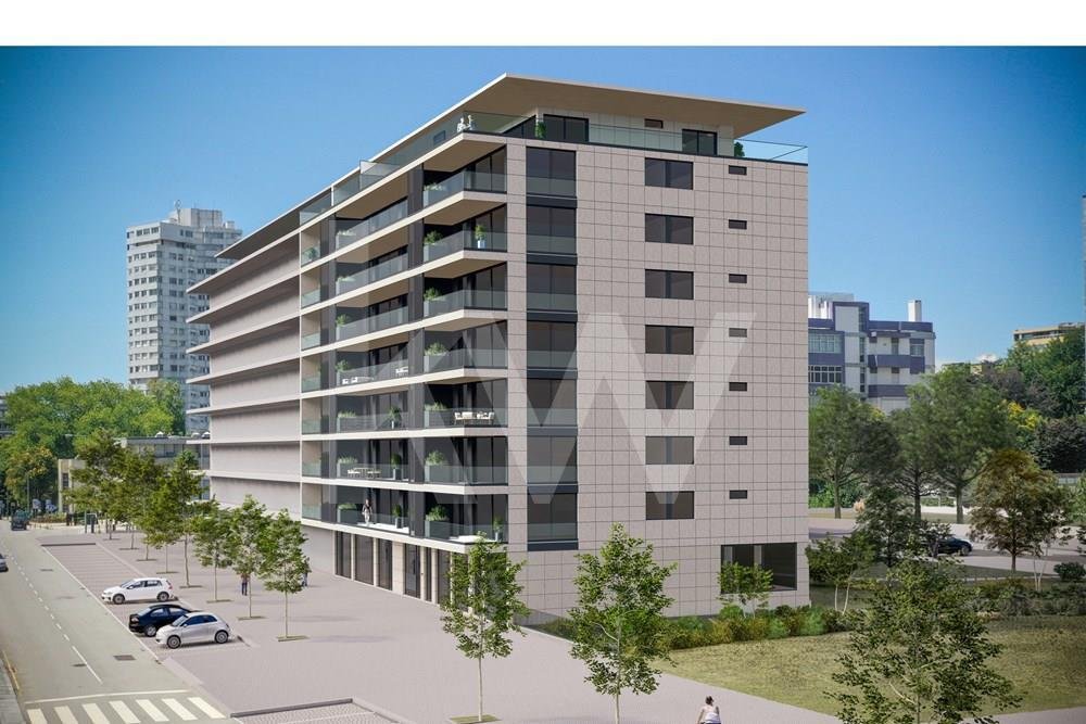 Apartamento T4 Recuado Novo, Terraço E In Porto, Porto District ...