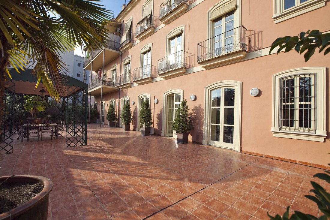 Renovated Valencia Home That Retains Period In Ciutat Vella, Valencia ...