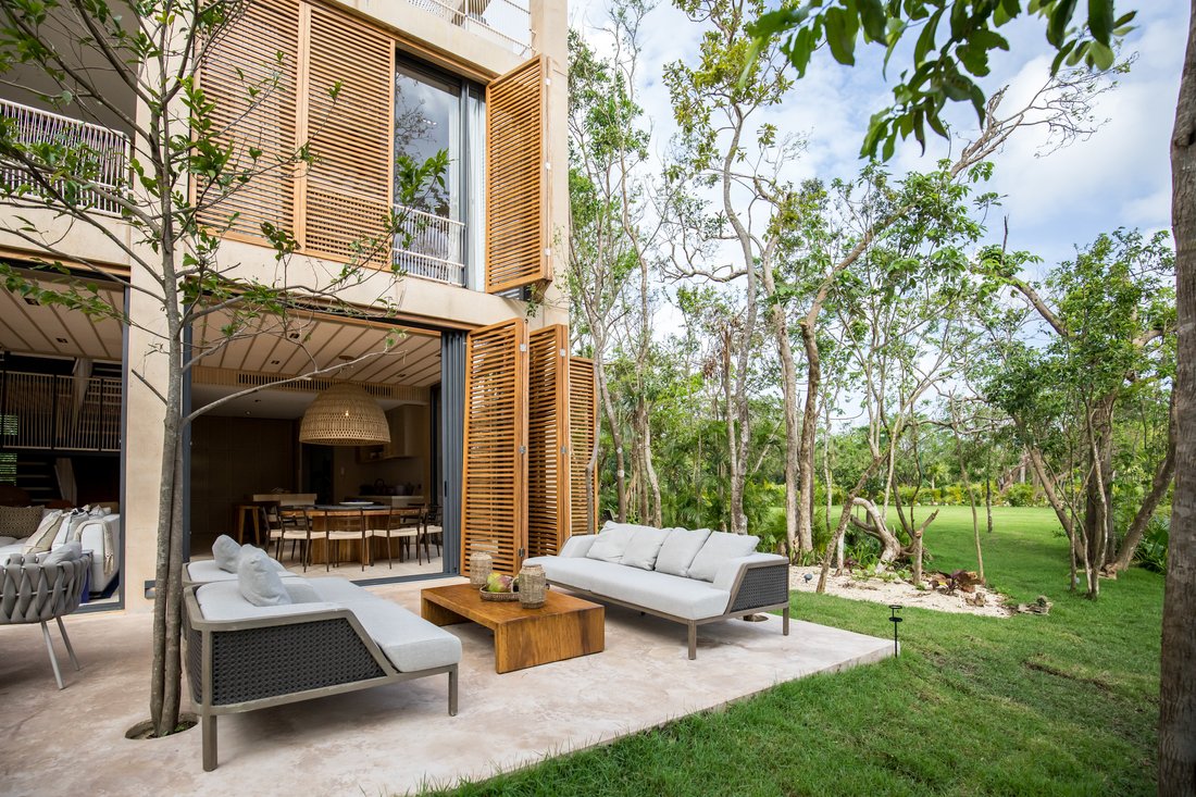 House With Golf Course And Beach In Playa Del Carmen, Quintana Roo ...