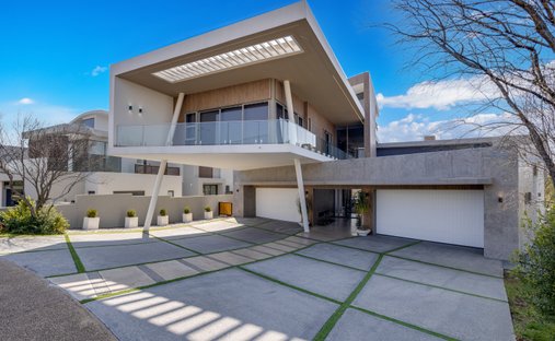 Luxury houses with elevator for sale in Zevenfontein 407-Jr, Midrand ...