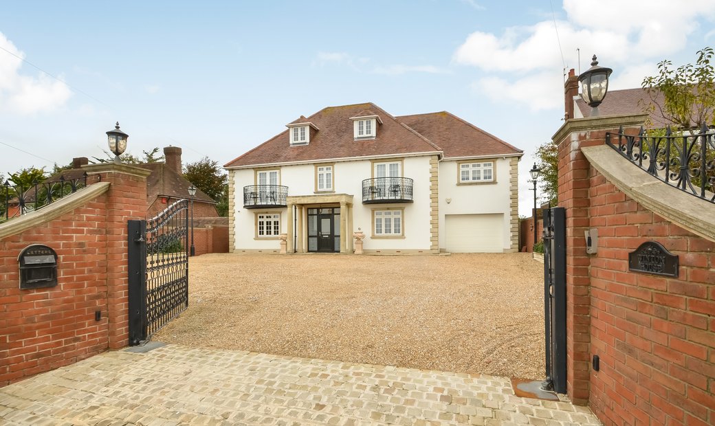 5 Bedroom Detached House For Sale In In Portsmouth, England, United ...