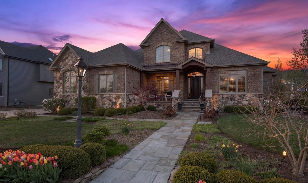 An Awe Inspiring Estate With In Naperville, Illinois, United States For ...