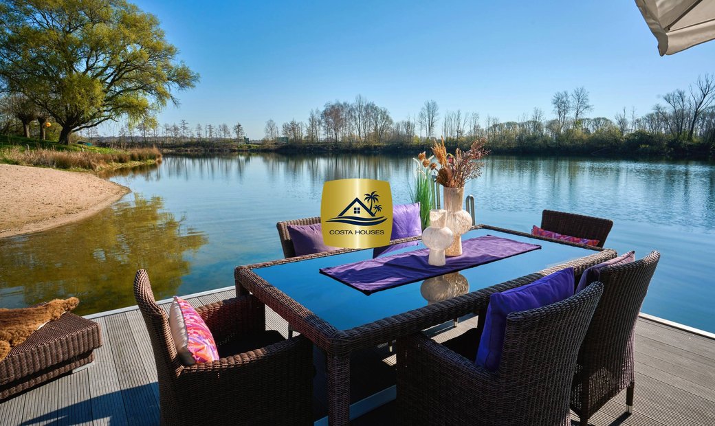Sensationelle Luxusvilla Am See In Wesel, Nordrhein Westfalen ...