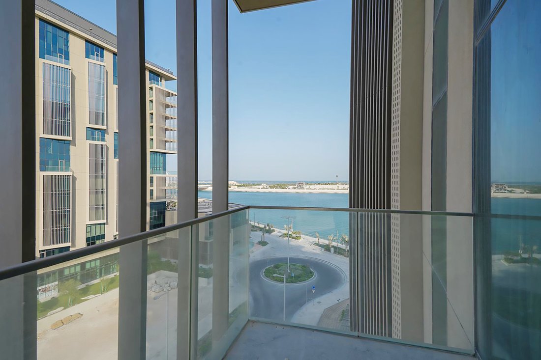 Exquisite 2 Bedroom + Maid's With Exotic Seef Lusail Sea In Lusail ...