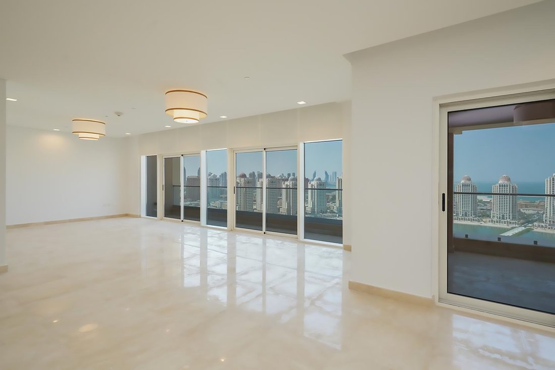 Modern 5 Bhk Luxury Penthouse + Maid's Room With In Doha, Doha, Qatar ...