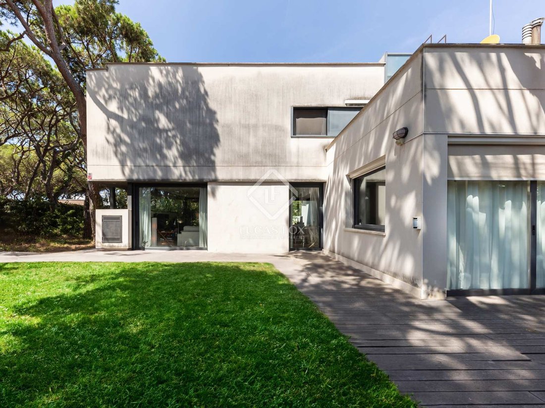 Gava Mar House / Villa In Gava, Catalonia, Spain For Sale (13138275)