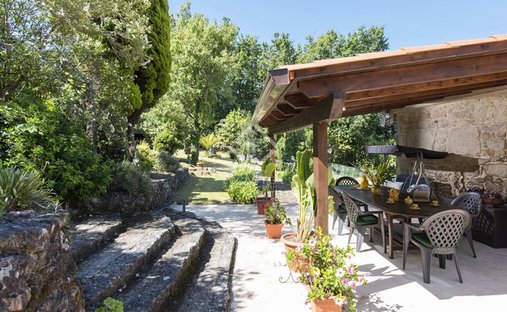 Luxury homes for sale in Barro, Barro, Spain | JamesEdition