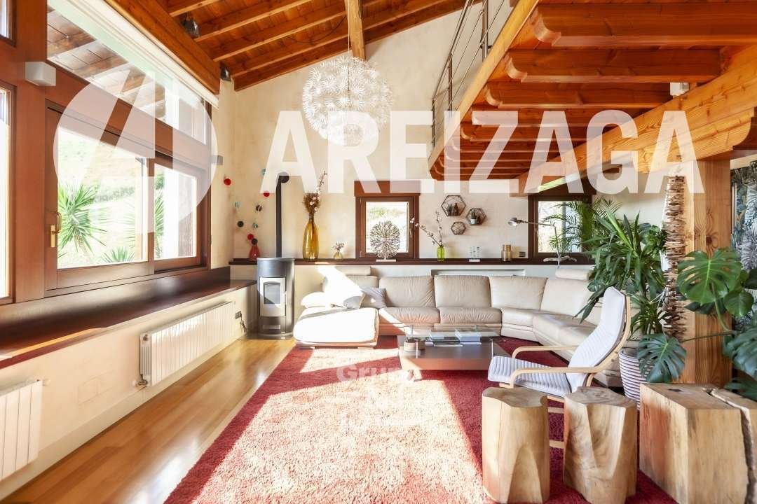 Beautiful Renovated Farmhouse With 75,000 M2 In Urnieta, Basque Country ...