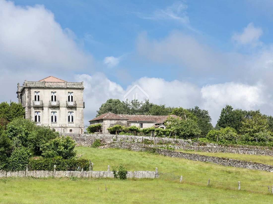 Pazos De Borbén Country House In Xunqueiras, Pazos De Borben, Spain For ...