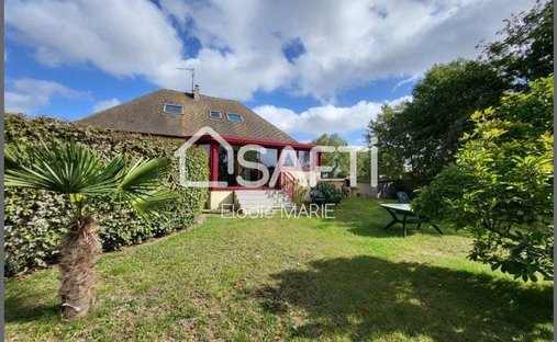 Luxury homes for sale in Rocquancourt, Castine-en-Plaine, Normandy ...