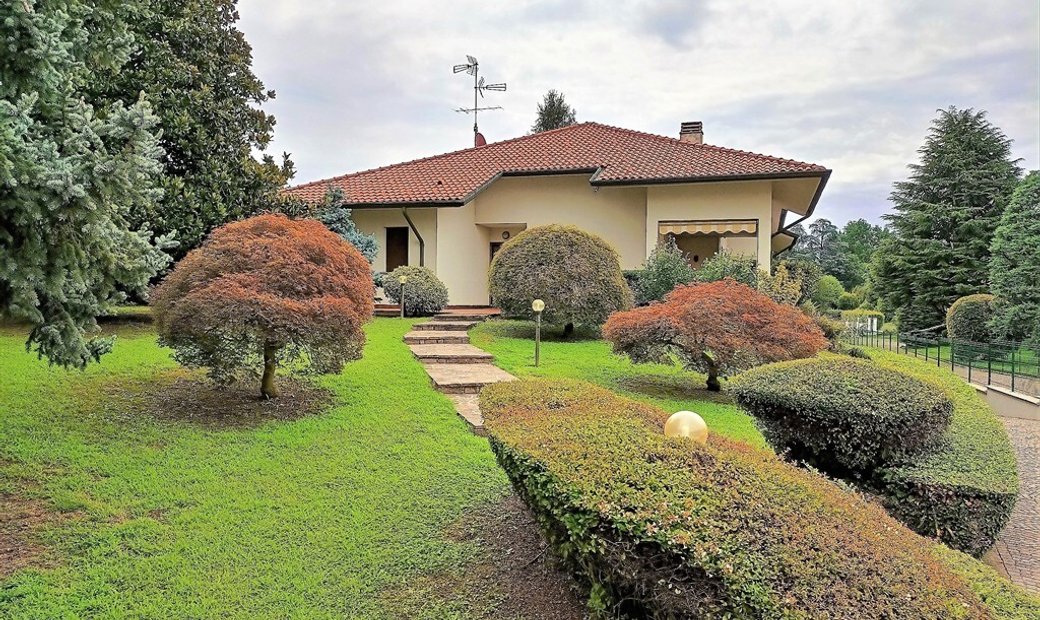 Lesmo Villa In Lesmo, Lombardy, Italy For Sale (13335713)