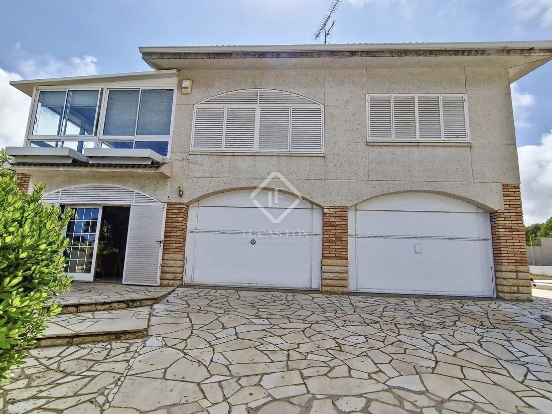 Cunit House / Villa In Costa Cunit, Catalonia, Spain For Sale (12951418)