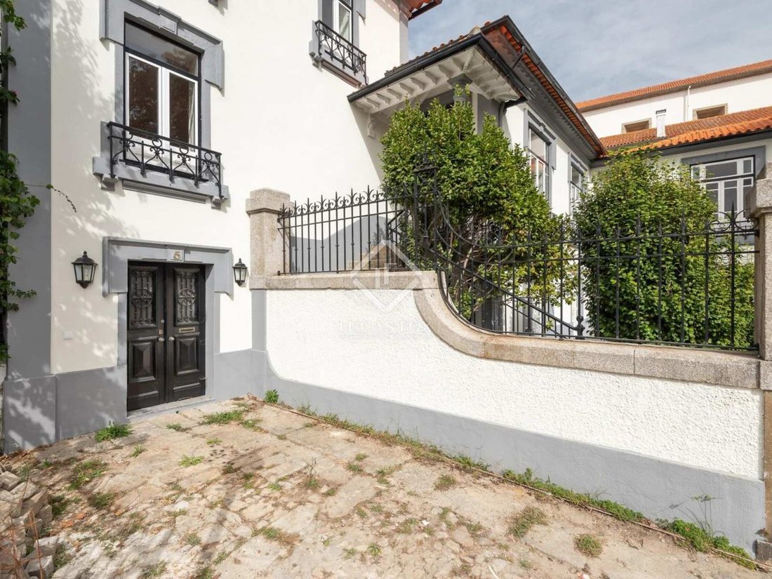 Porto House / Villa In Porto, Porto District, Portugal For Sale (12945742)