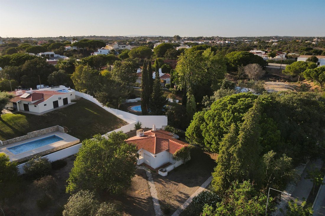 Detached House, 2 Bedrooms, For Sale In Albufeira, Algarve, Portugal ...